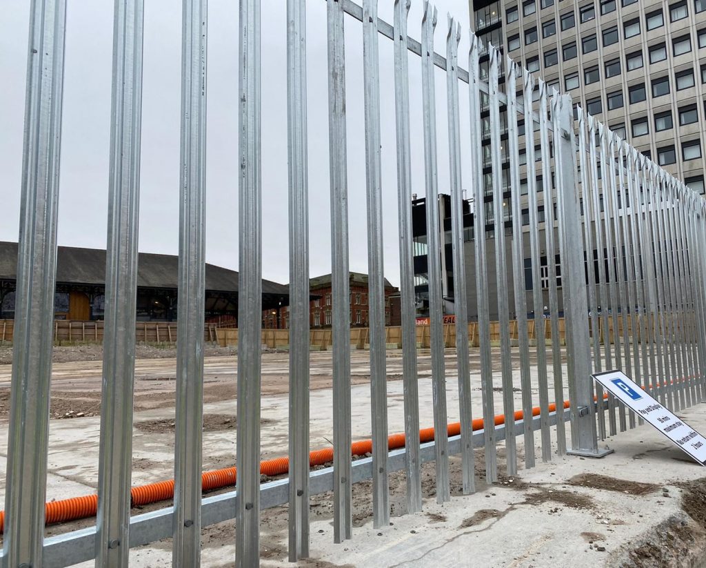 Palisade Fencing – Peerless Fencing Limited